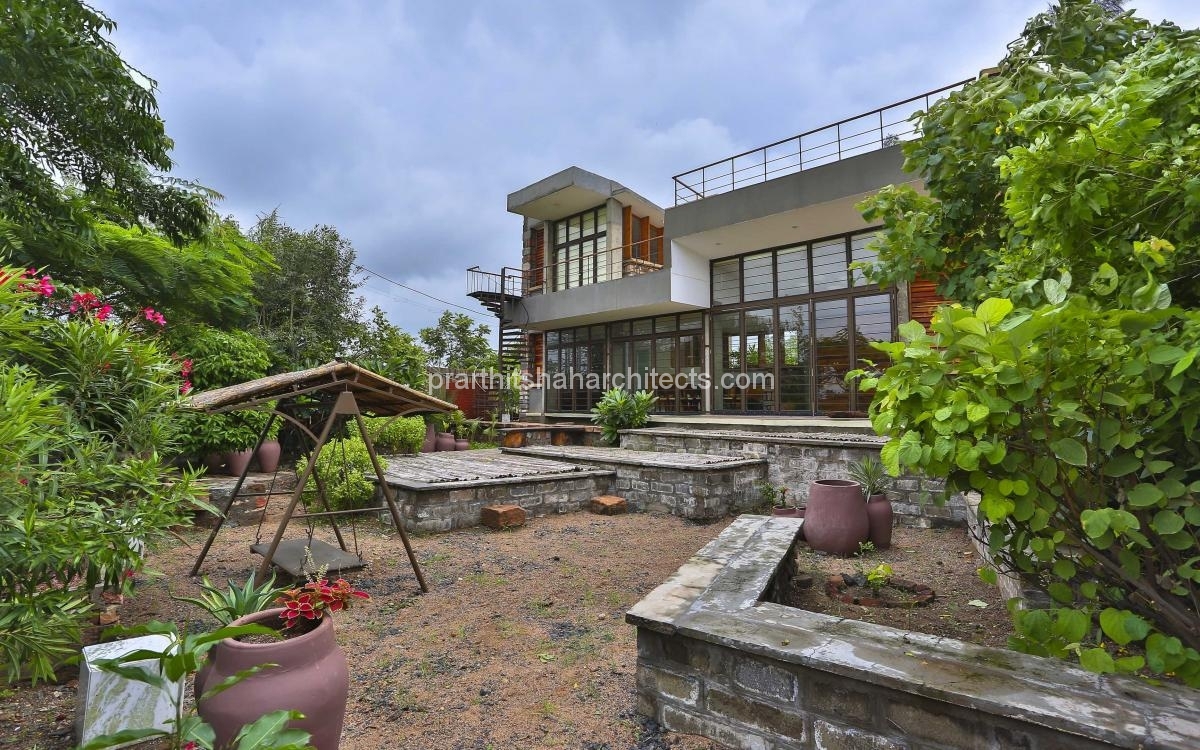 farmhouse design in india | villa aaranyak | prarthit shah architects