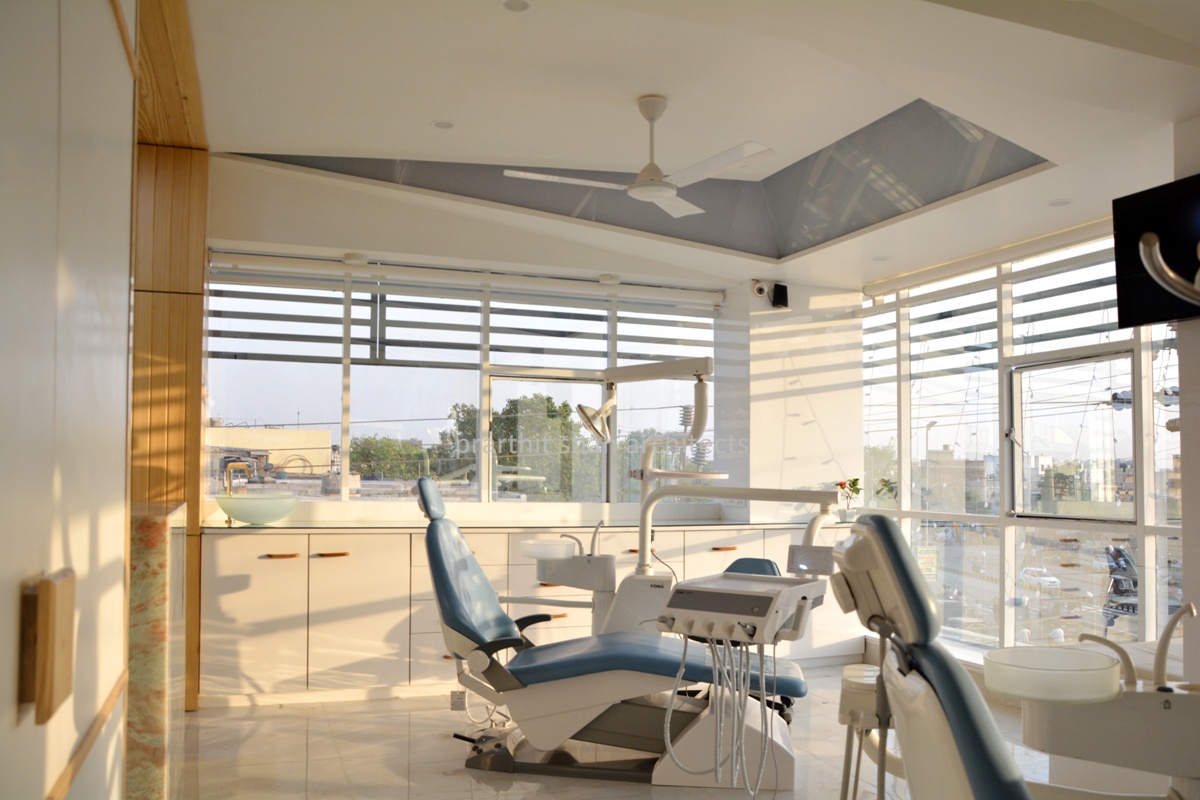 dental office design | roots dental clinic | prarthit shah architects